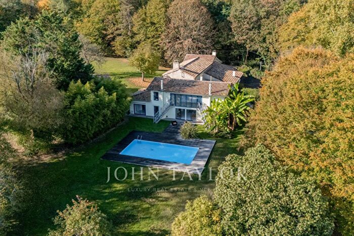 Maison à vendre - Latresne - 14 pièces