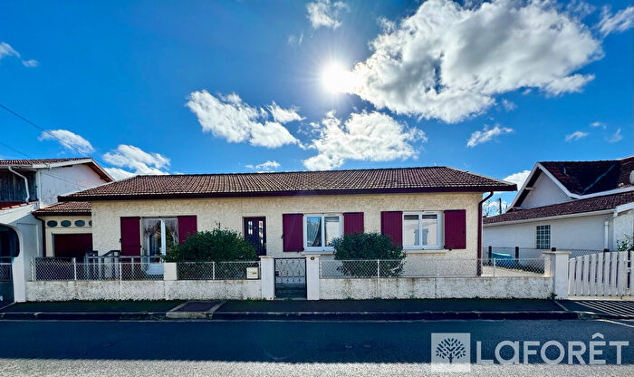 Maison à vendre - Gujan-Mestras, Centre-ville - 5 pièces - 4 chambres