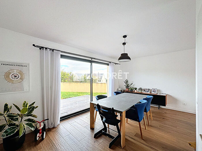 Maison à vendre - Orgeval - 6 pièces - 4 chambres