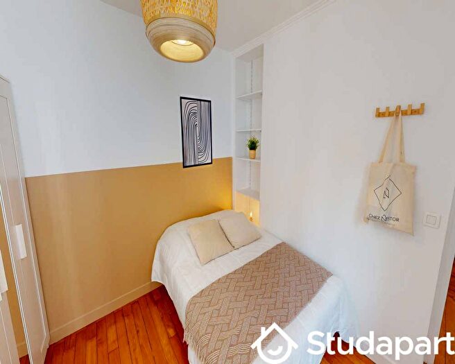 Appartement à louer - Clignancourt-Jules Joffrin, Paris ème arrondissement - 1 pièce - 1 chambre