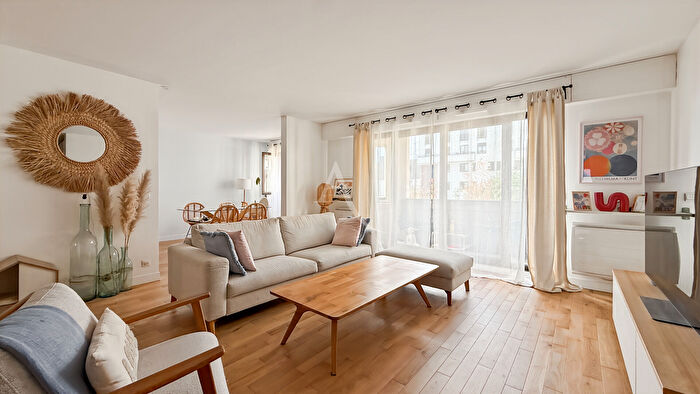 Puteaux, Pressensé, Rives de Seine : Appartement 4 pièces à vendre