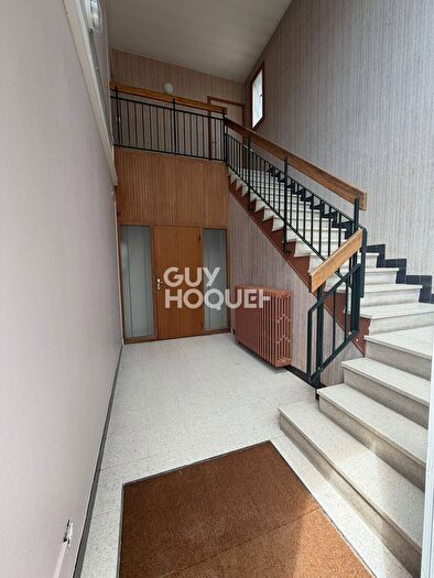 Appartement 6 pièces à Le Malesherbois, à louer