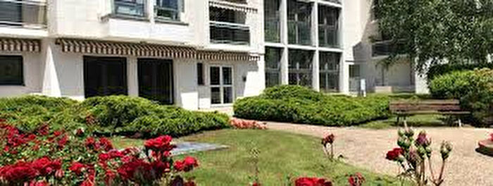 Appartement à vendre - Le Chesnay, Tartre - 3 pièces - 2 chambres