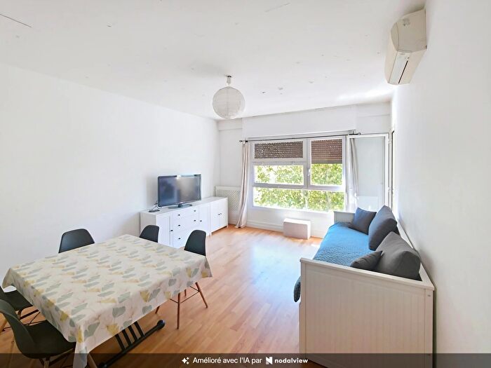 Nice, Acropolis, République : Appartement 4 pièces à vendre