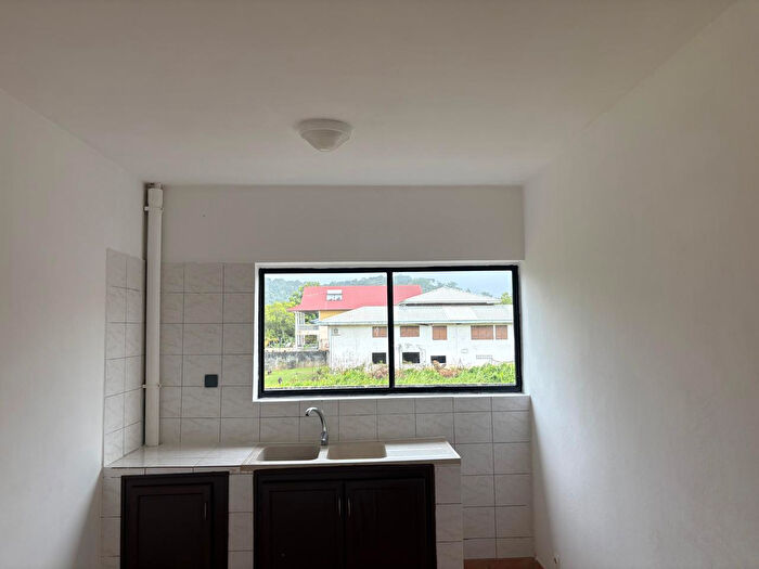 Appartement 3 pièces à Cayenne, à louer