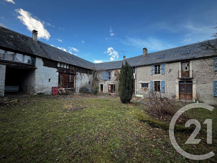 Maison à vendre - Montoussé - 8 pièces - 6 chambres