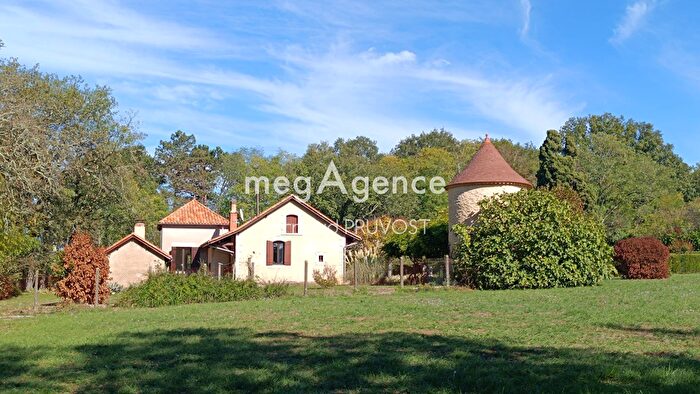Maison à vendre - Saint-Chamassy - 5 pièces - 3 chambres