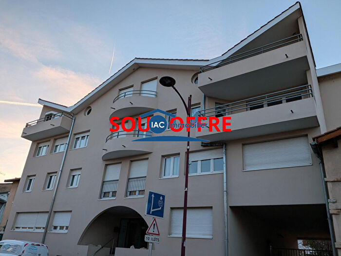 Appartement à vendre - Irigny - 4 pièces - 2 chambres