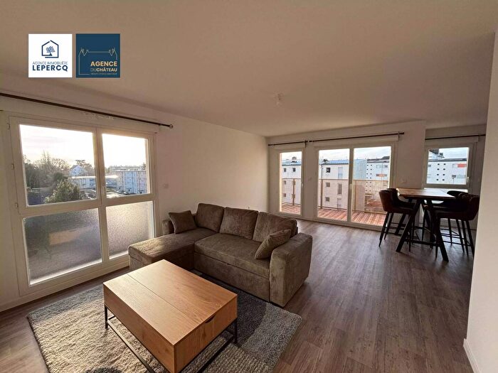 Appartement à louer - Avenue de Compiegne, Villers-Cotterêts - 4 pièces - 3 chambres