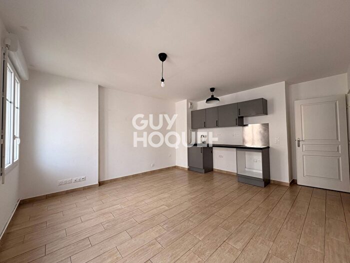 Appartement à louer - Les Perroquets, Villiers-sur-Marne - 2 pièces - 1 chambre