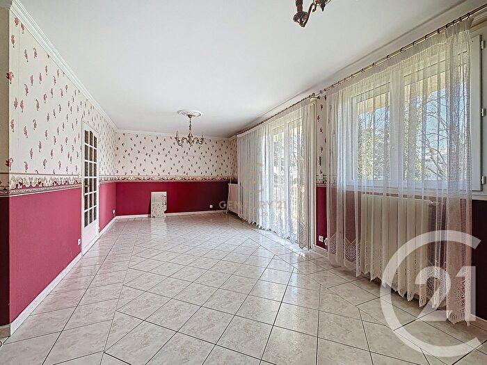 Appartement à vendre - Grigny - 4 pièces - 2 chambres