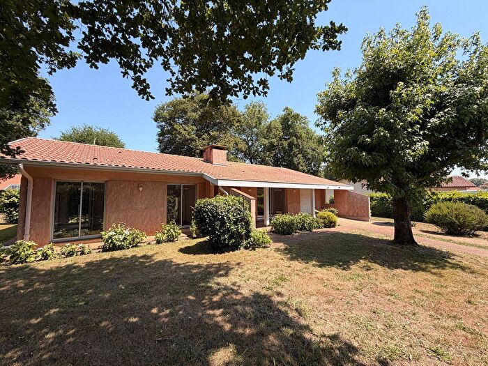 Maison 5 pièces à louer - Saugnac-et-Cambran