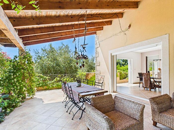 Maison 8 pièces à Grosseto-Prugna, à vendre