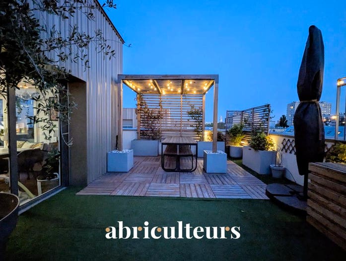 Asnières-sur-Seine, Gresillons, Voltaire - Appartement 5 pièces à vendre