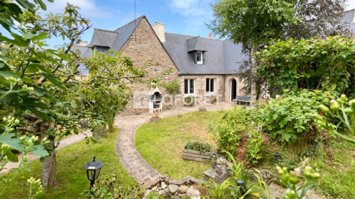 Maison 10 pièces à vendre à Langoat