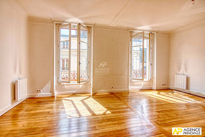 Versailles, Saint-Louis : Appartement 3 pièces à vendre
