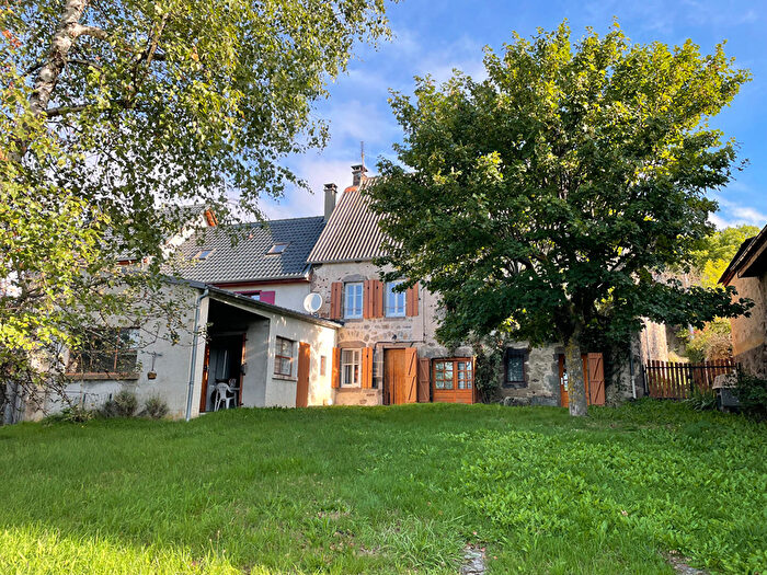 Maison à vendre - Saint-Nectaire - 5 pièces - 2 chambres