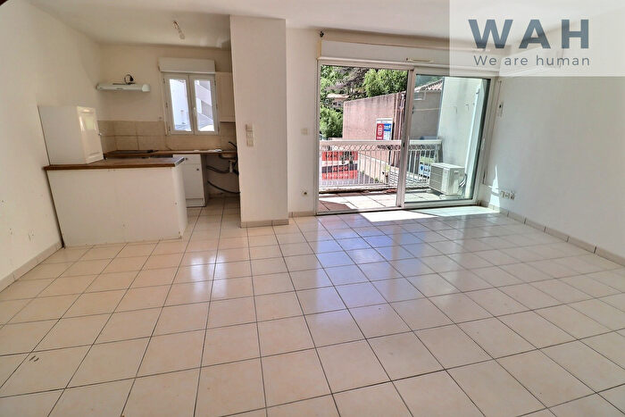 Appartement à vendre - Clermont-lHérault - 3 pièces - 2 chambres