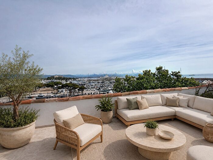Appartement 3 pièces à vendre à Antibes, Coeur de ville