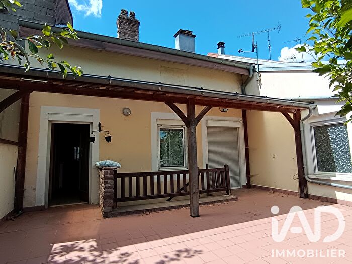 Maisons à vendre et appartements à louer - 3