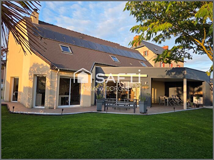 Maison à vendre - La Guerche-de-Bretagne - 7 pièces - 4 chambres