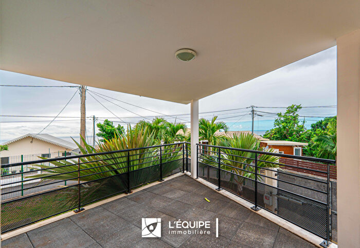 Appartement à vendre - Saint-Denis, Bois de Nèfles, Sainte-Clotilde - 4 pièces - 3 chambres