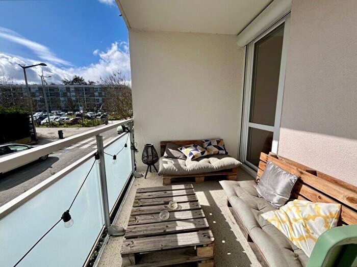 Appartement à louer - Palmer, Cenon - 3 pièces - 2 chambres