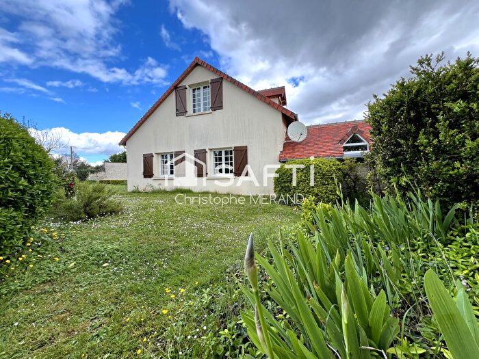 Maison à vendre - Les Ormes - 10 pièces - 3 chambres