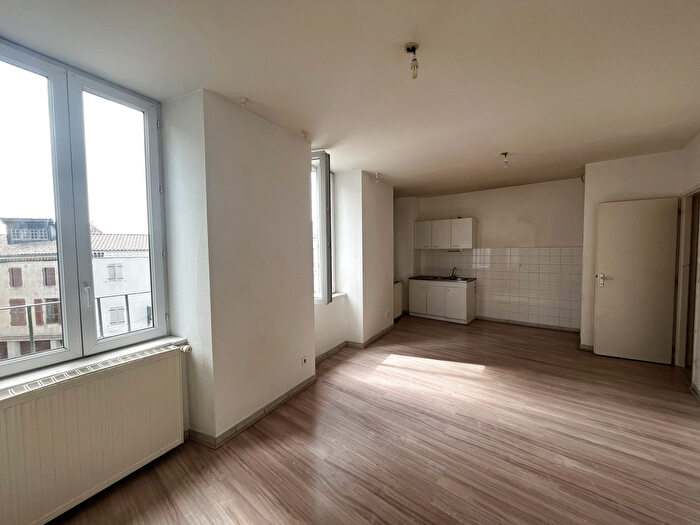 Appartement 4 pièces à louer - Vernoux-en-Vivarais
