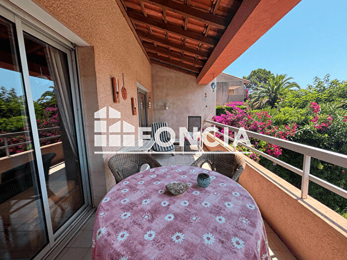 Appartement à vendre - Rayol-Canadel-sur-Mer - 3 pièces - 1 chambre