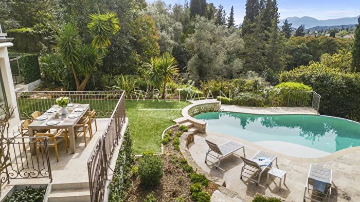 Maison à vendre - Mougins, Le Colombier, Colombe, Cabrières, Le Bordé - 4 chambres