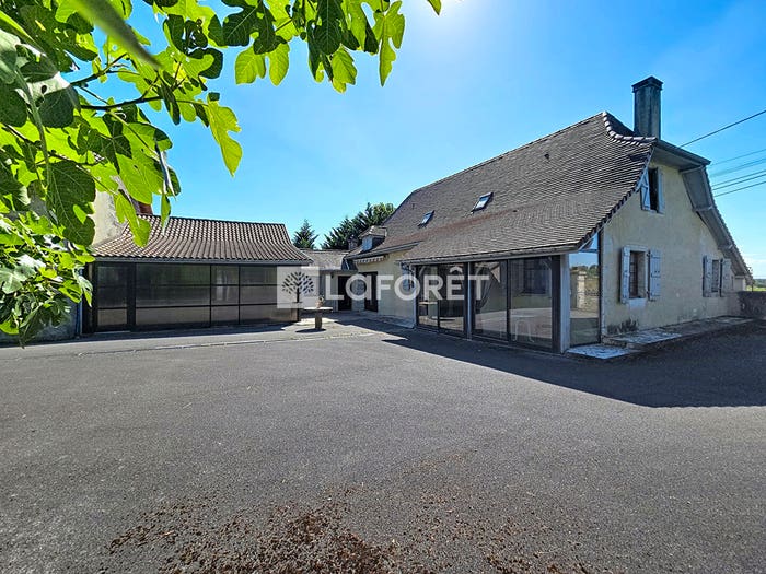 Maison 7 pièces à vendre à postalCode