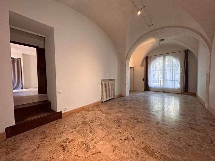 Appartement à vendre - Villeneuve-lès-Avignon - 3 pièces - 2 chambres