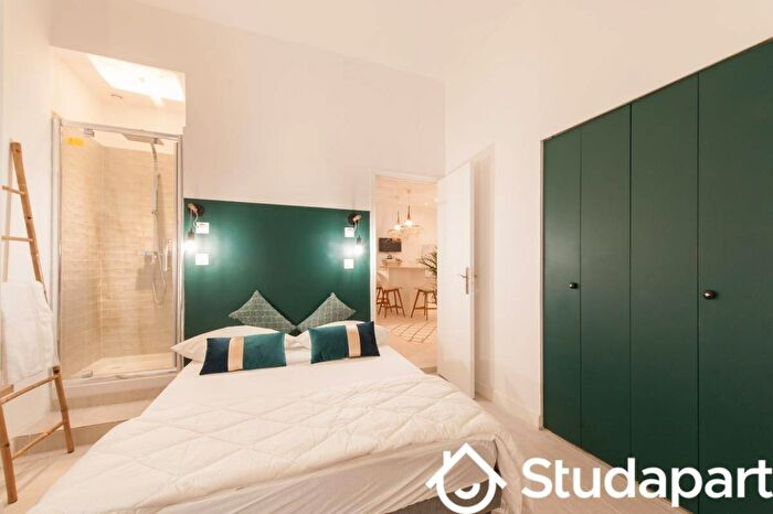 Appartement à louer - La Joliette, Marseille ème arrondissement - 1 pièce - 1 chambre