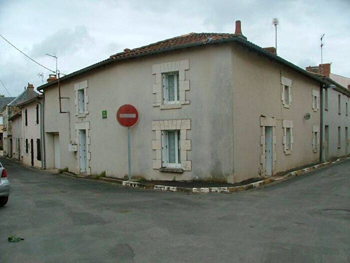 Maison 6 pièces à louer à Loretz-dArgenton