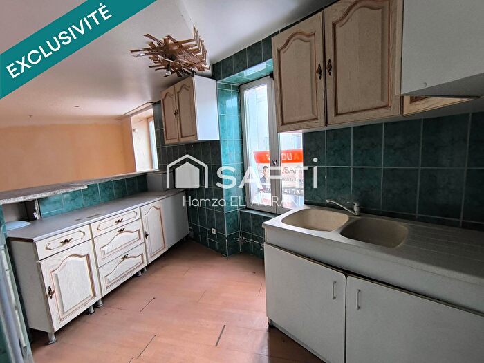Maison 4 pièces à Courpière, à vendre
