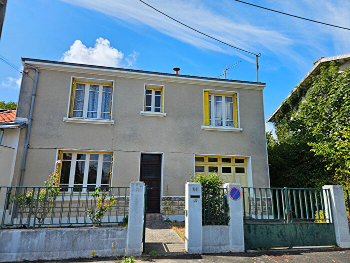 La Rochelle, Lafond, Beauregard, Prieuré : Maison 5 pièces à vendre