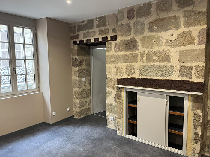 Appartement à louer - Brive-la-Gaillarde, Centre-ville, Pont Cardinal, Champanatier - 2 pièces - 1 chambre