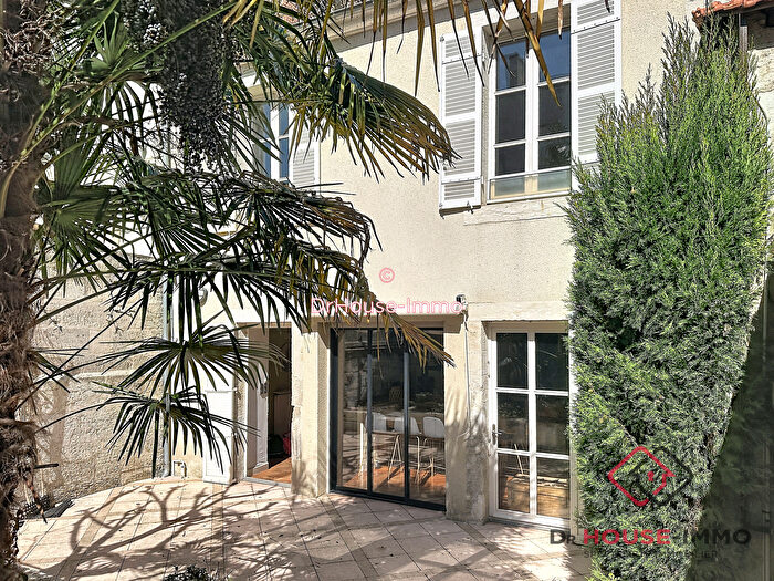 Maison à vendre - Périgueux, Centre-ville, La Gare, Saint-Martin - 5 pièces - 3 chambres