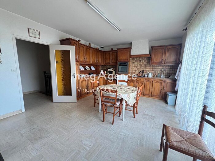 Maison à vendre - Cholet, Leclerc - 6 pièces - 4 chambres