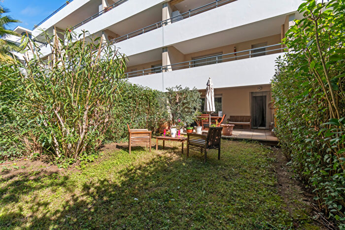 Appartement à vendre - Marseille e , La Fourragère - 3 pièces - 2 chambres