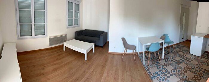 Montaigu Nord Est, Melun : Appartement 2 pièces à louer