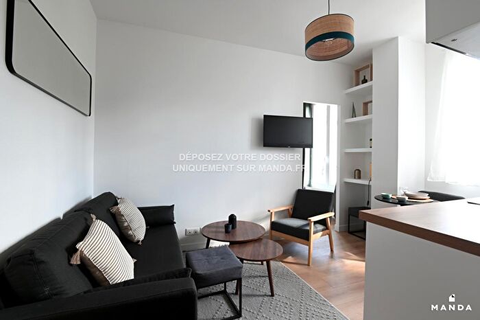 Appartement à louer - Courbevoie, Marceau République - 2 pièces - 1 chambre