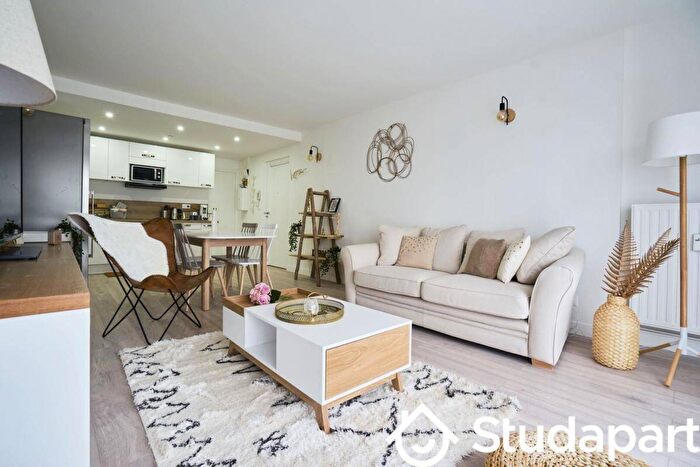 Appartement 1 pièce à Centre, Lille, à louer