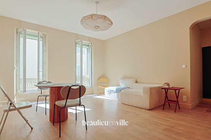 Marseille 6ème, Castellane : Appartement 3 pièces à vendre