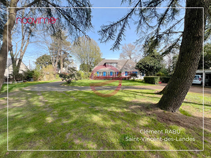 Maison à vendre - Châteaubriant - 8 pièces - 6 chambres