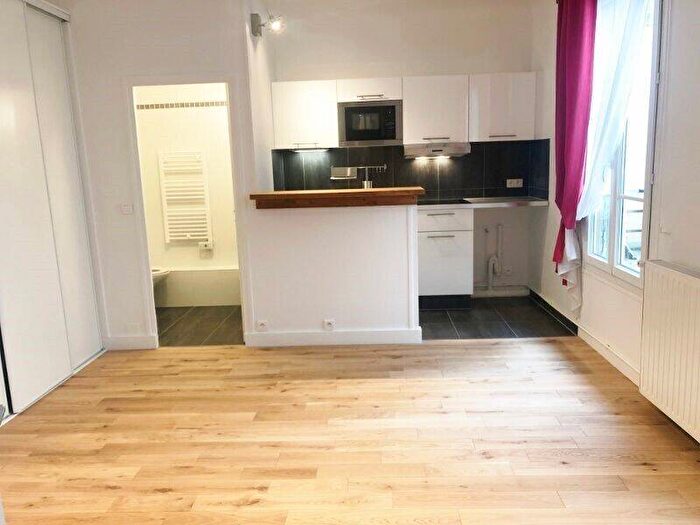 Raymond Queneau, Montrouge : Appartement 1 pièce à louer