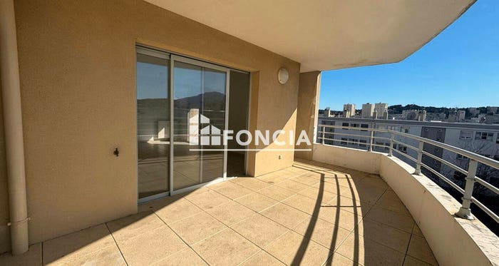 Donicarde-Barban, La Seyne-sur-Mer : Appartement 4 pièces à louer