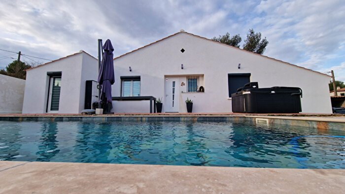 Maison à vendre - Marignane, Pas-de-Lanciers - 5 pièces - 4 chambres