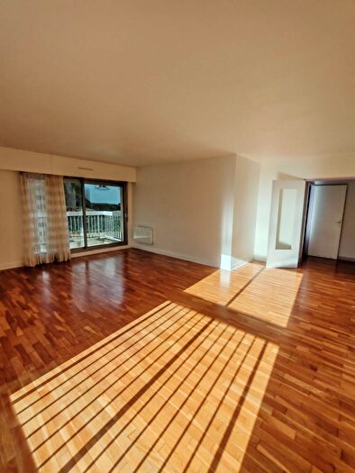 Appartement à louer - Le Centre, Meudon - 3 pièces - 2 chambres